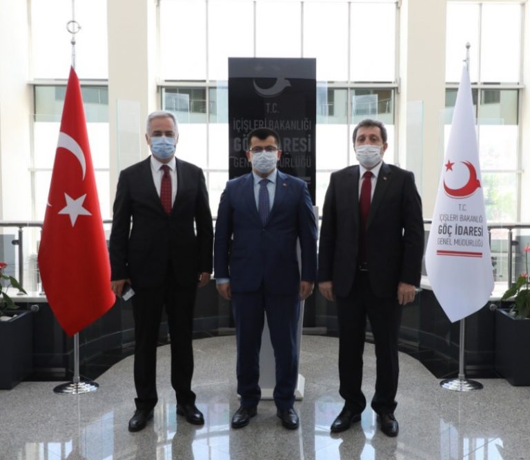 Savaş Ünlü kimdir? Daha önce hangi görevlerde bulunmuştur.